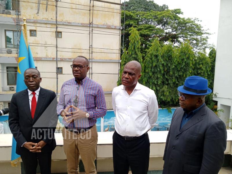 RDC: les quatre leaders de l'opposition acceptent de reporter leur meeting au 24 juin sur ...